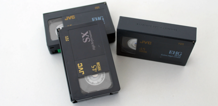 Différence entre les Cassettes VHS et VHS-C
